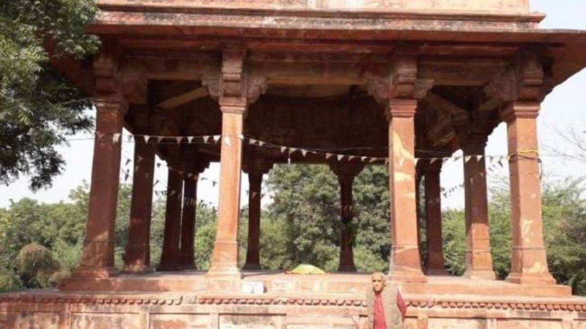 Raskhan का जीवन परिचय: कैसे किया स्वयं को श्री कृष्ण को समर्पित?